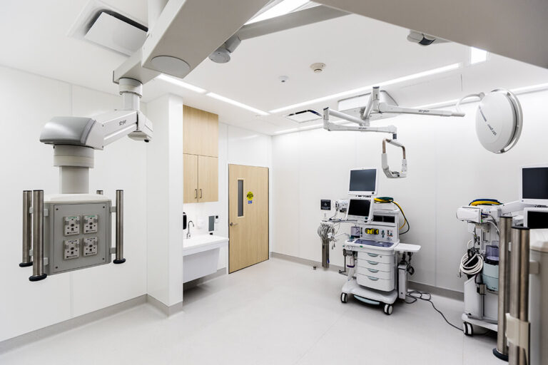 Keck Hospital of USC HC2 Endoscopy Suite - PNG Builders