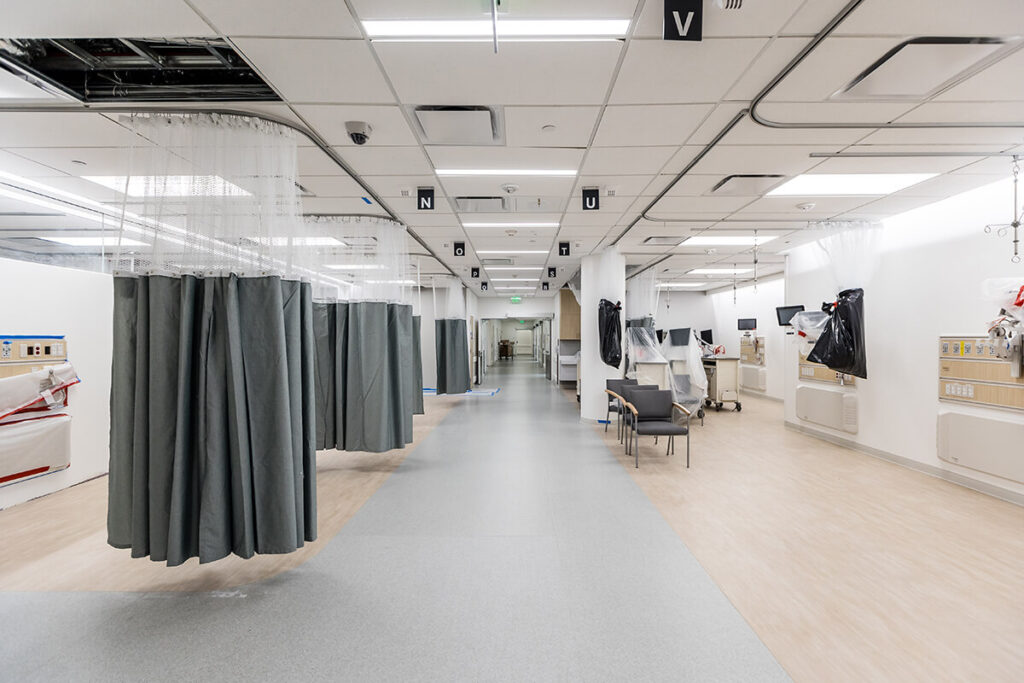 Keck Hospital of USC HC2 Endoscopy Suite - PNG Builders